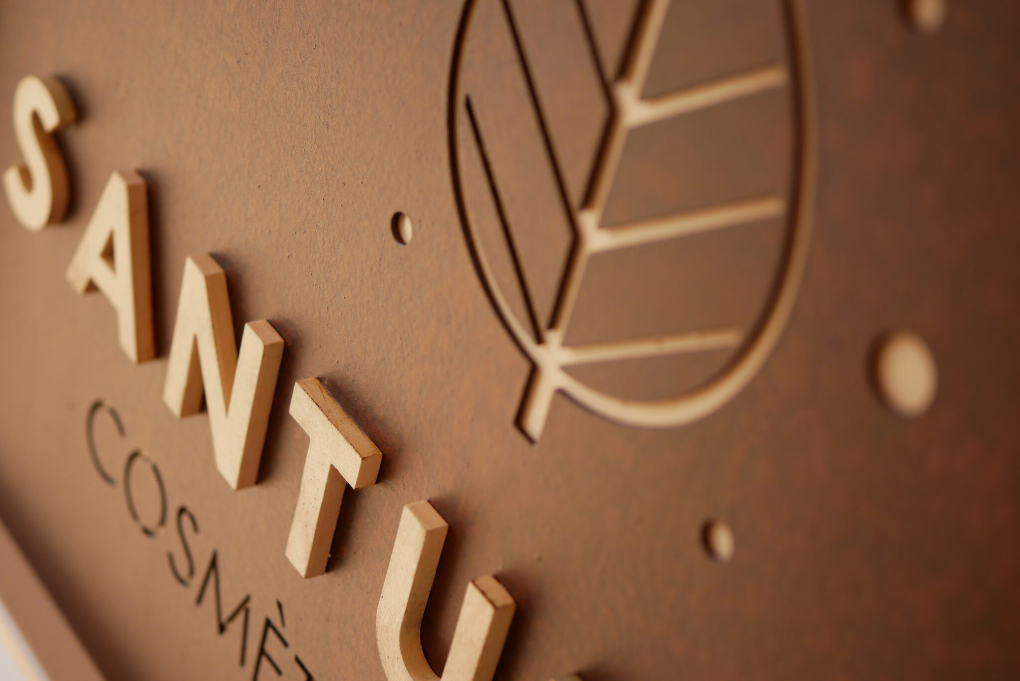 Rótulos en hierro personalizados y originales - Nicknom